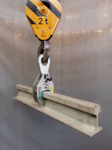 Tongs for one rails with fuse - protected | UNIMAN Engliš s.r.o.